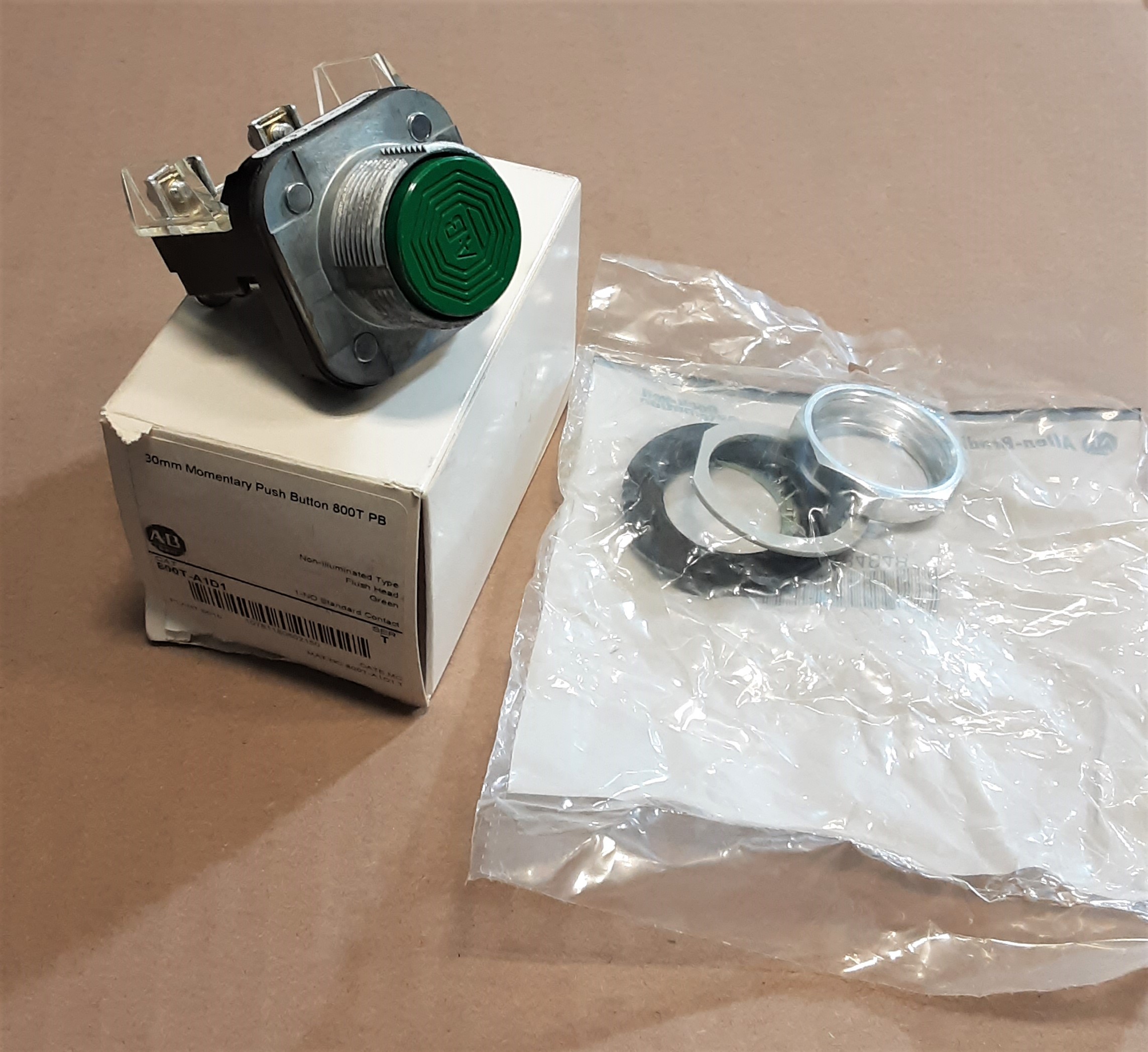 PUSH BUTTON - Control Tech