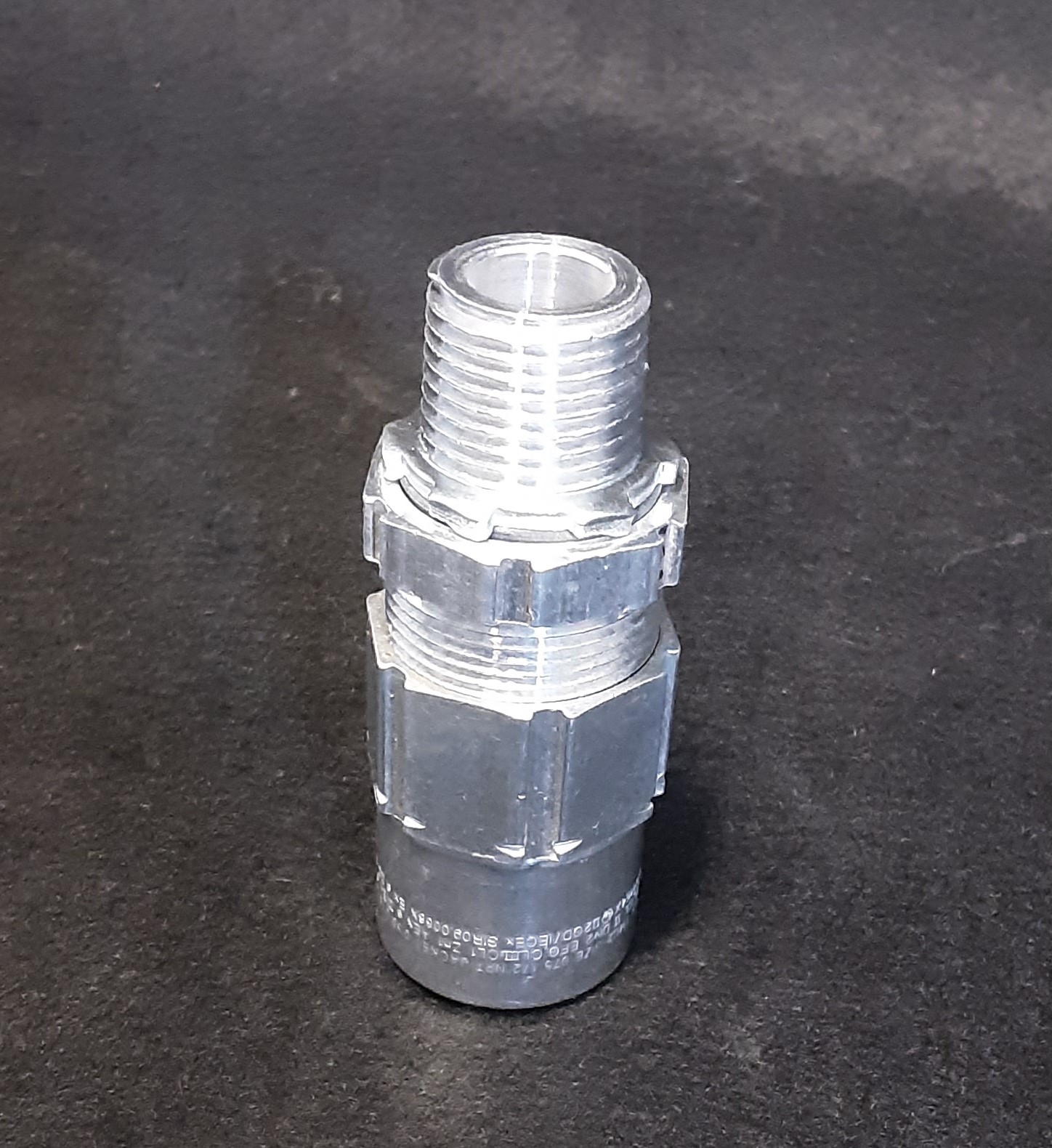 1/2″ APPLETON TECK CONNECTOR - Control Tech