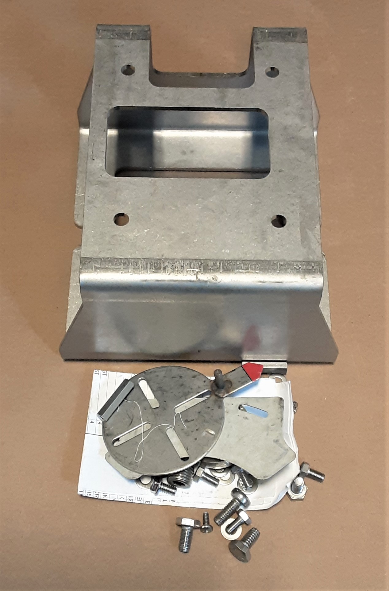 MOUNTING KIT - Control Tech