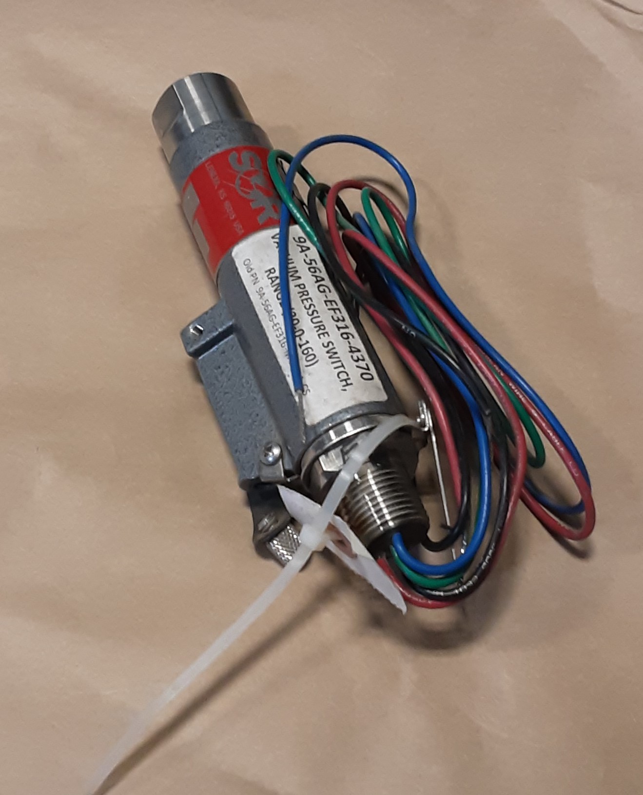 SWITCH BARTON VACUUM PRESSURE - Control Tech
