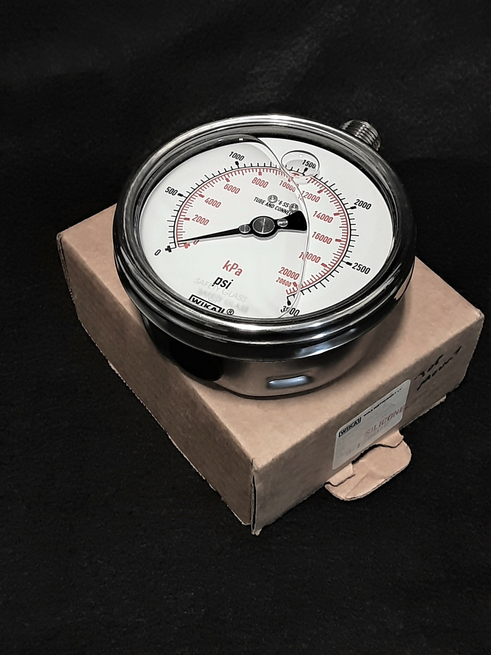 GAUGE, 3000PSI 1/2″NPT LM 2ND SCALE - Control Tech