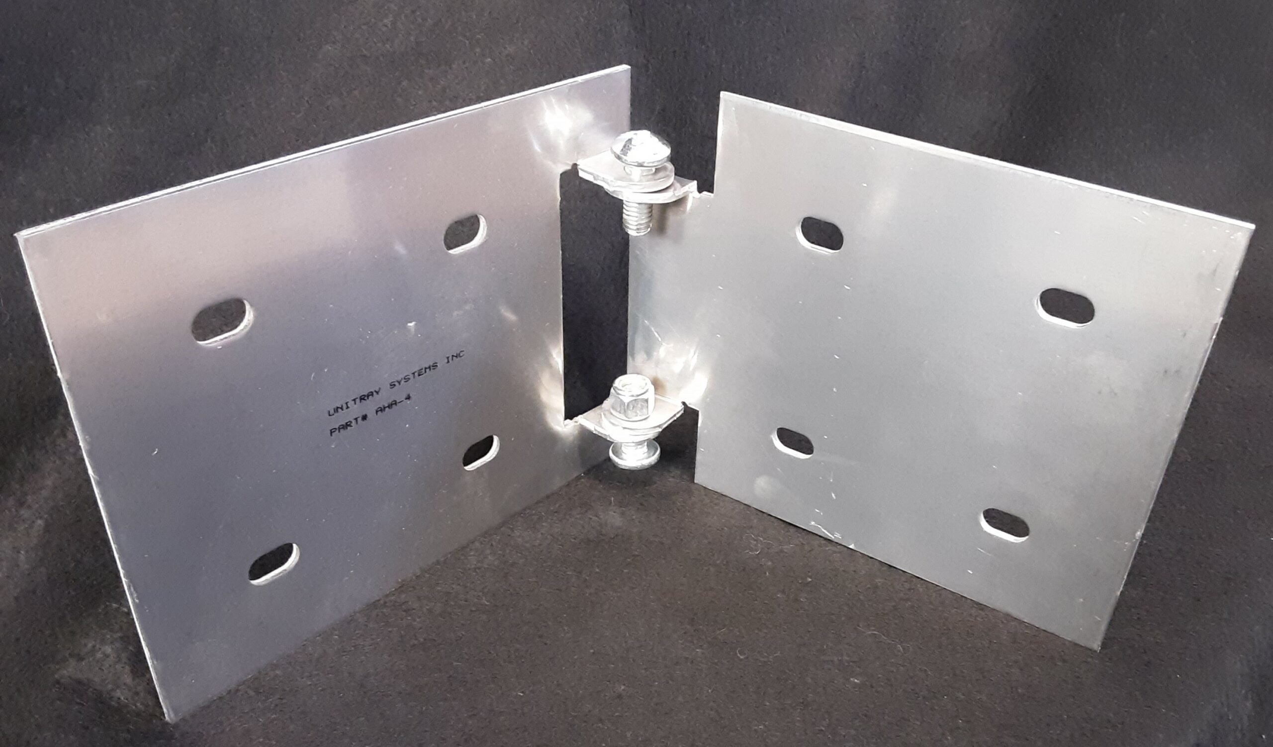 E-CLASS ADJ. HOR CON. HINGE PLATE - Control Tech