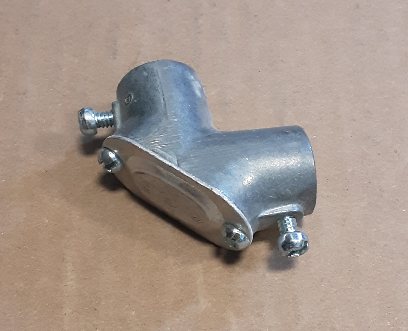 1/2″ EMT PULL ELBOW - Control Tech