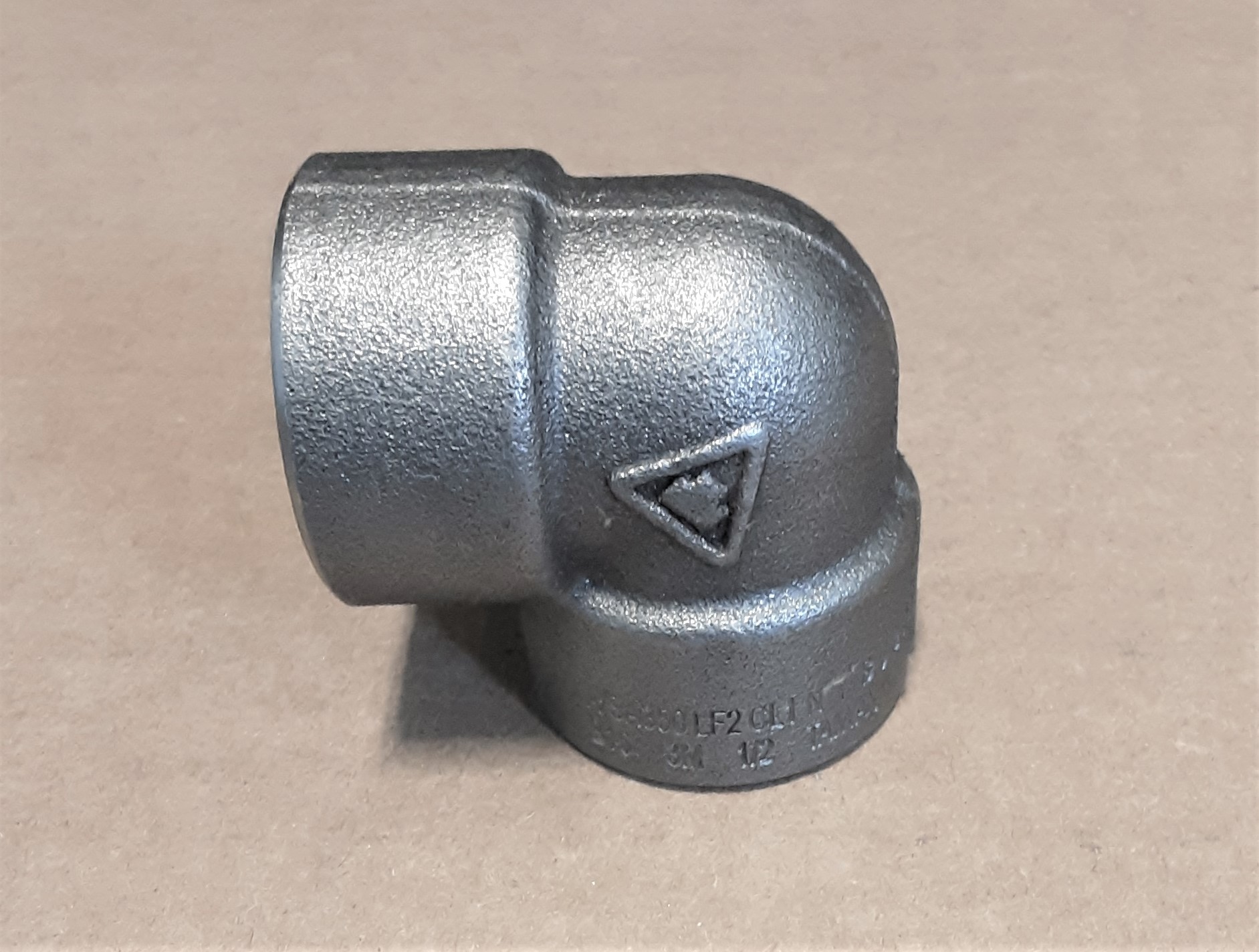 1/2 3000# FS LR90 ELBOW A350 LF2 THRD - Control Tech